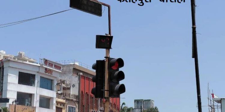 Udaipur : फतहपुरा चौराहे के AI ट्रैफिक मैनेजमेंट सिस्टम पर उठे सवाल ...